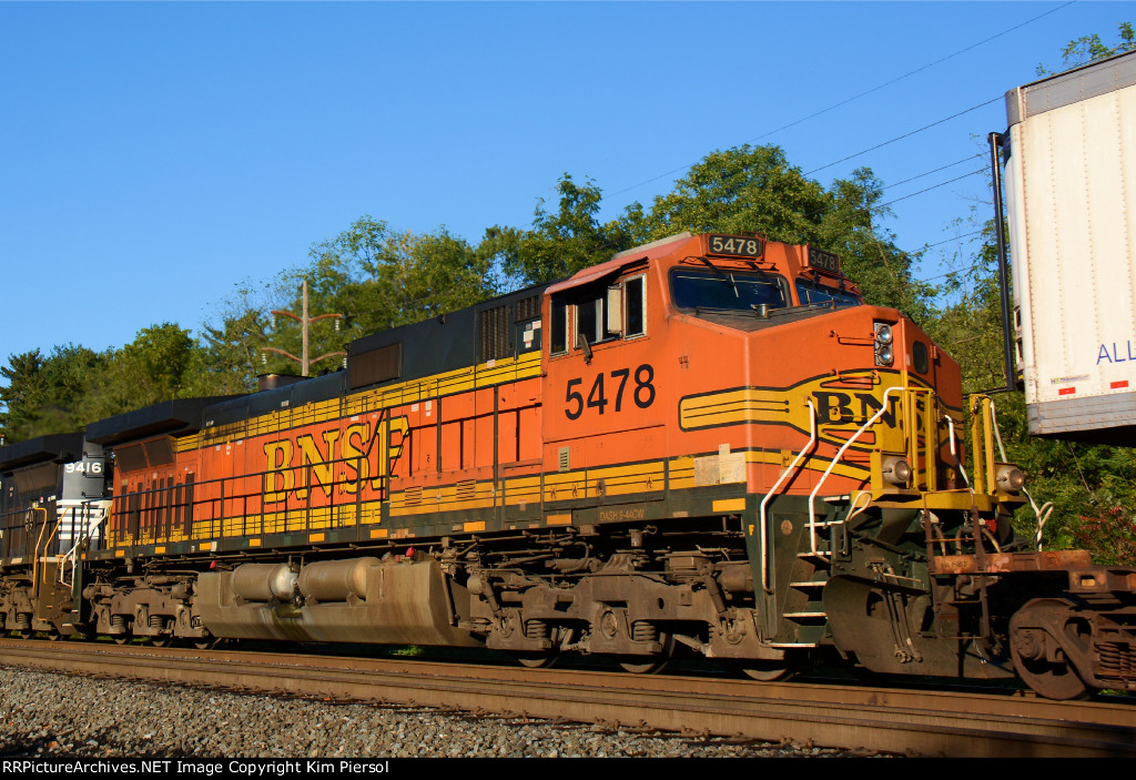 BNSF 5478